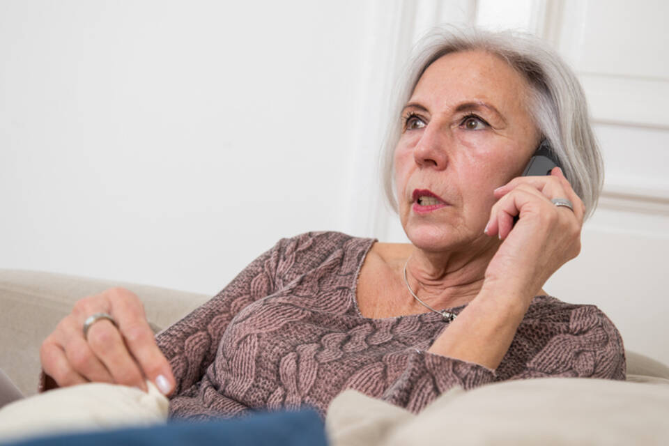 Bei Anruf Abzocke: So wehren Sie sich gegen Telefon-Betrüger ... Bei Anruf Abzocke: So wehren Sie sich gegen Telefon-Betrüger ...