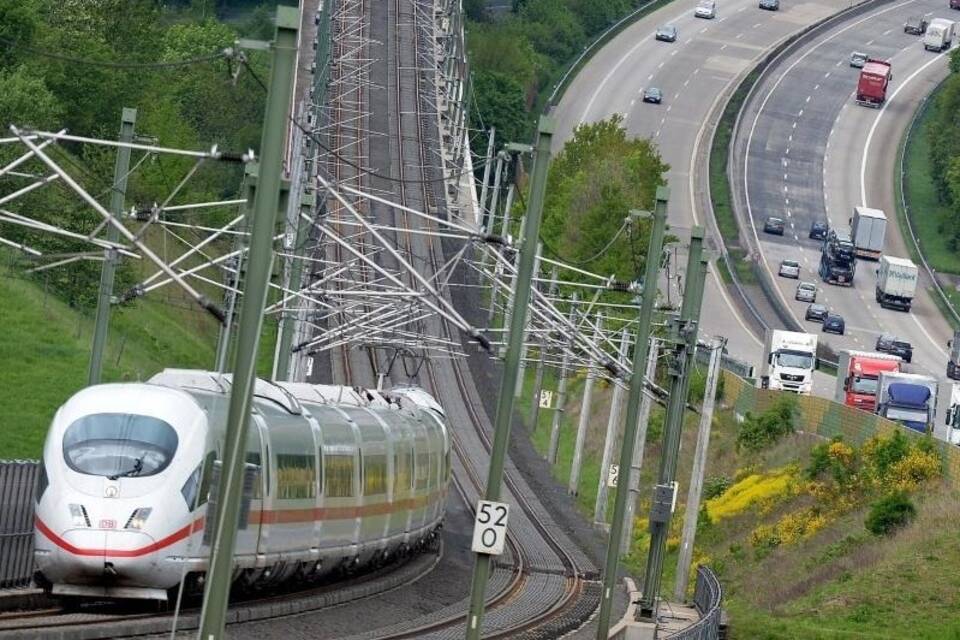 ICE-4-Flotte wächst schnell: Neuer Fahrplan: Bahn bringt 2020 mehr Züge ... ICE-4-Flotte wächst schnell: Neuer Fahrplan: Bahn bringt 2020 mehr Züge ...